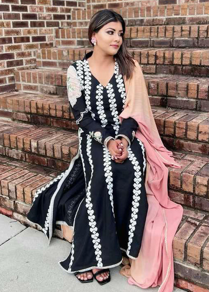 Symphony - Client Diary – Tooba Shahnawaz